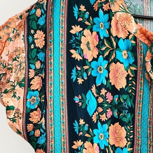 NKULTD | Pants & Jumpsuits | Trendy Floral Boho Chic Romper Vibrant ...